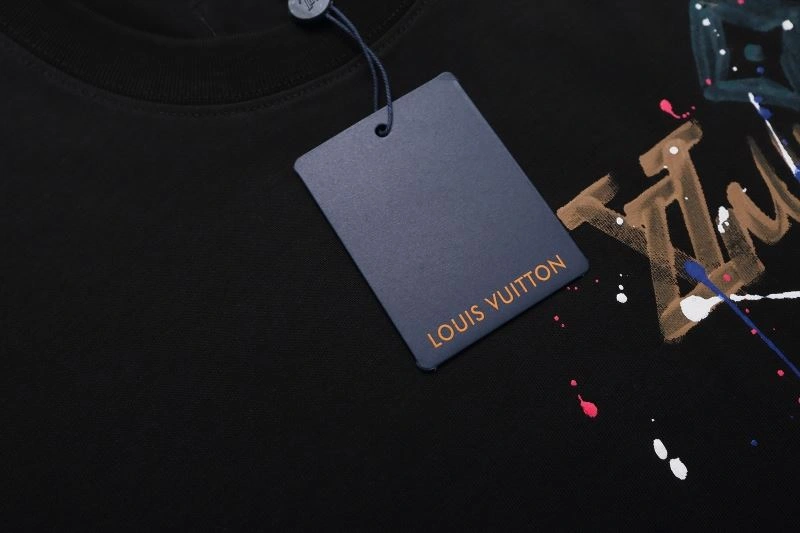 Precise copy Louis Vuitton T-Shirts