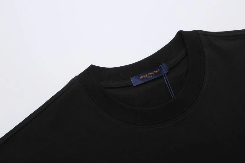 Precise copy Louis Vuitton T-Shirts