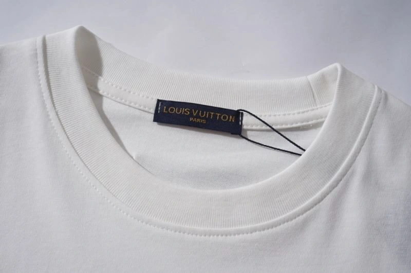 Perfect replica Louis Vuitton T-Shirts