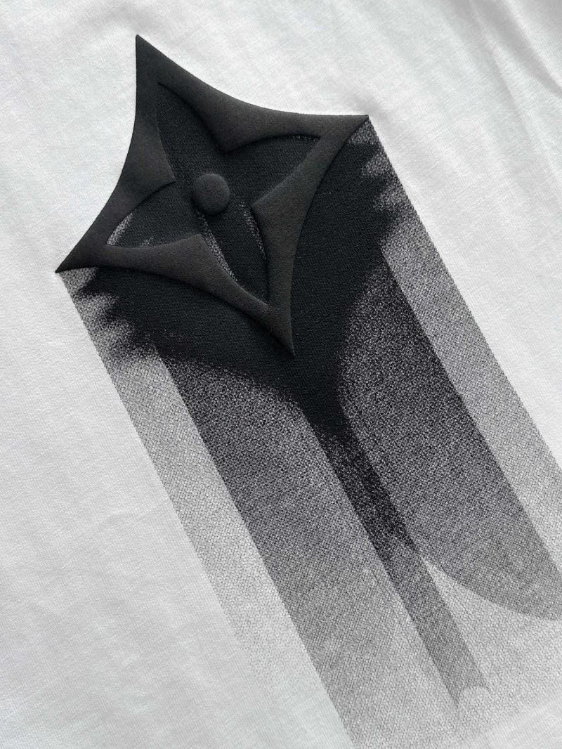 Top mirror Louis Vuitton T-Shirts