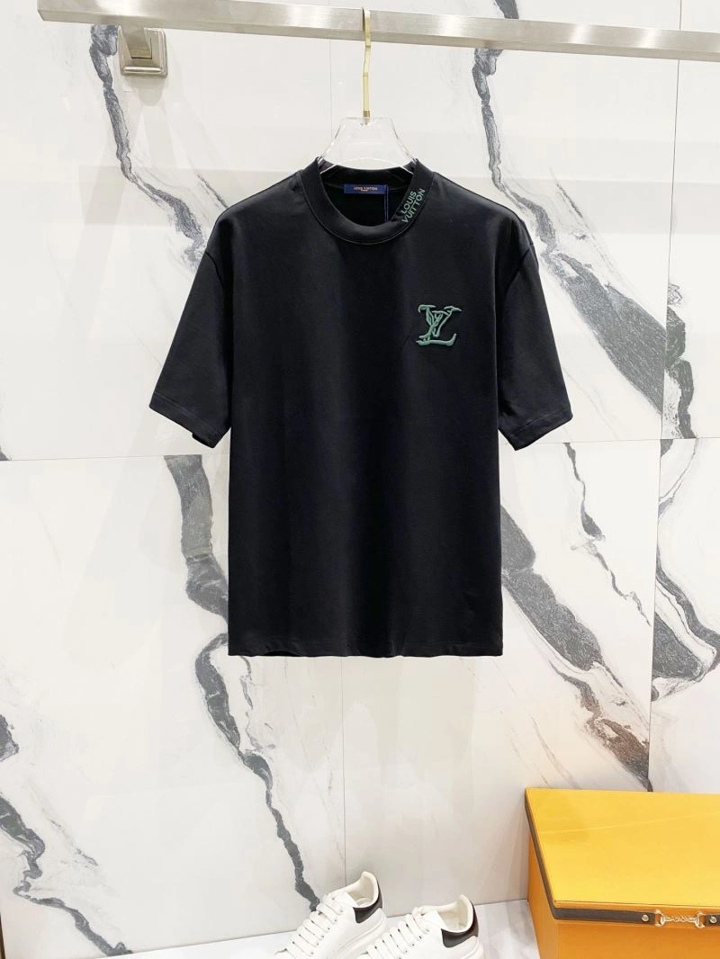 Precise copy Louis Vuitton T-Shirts