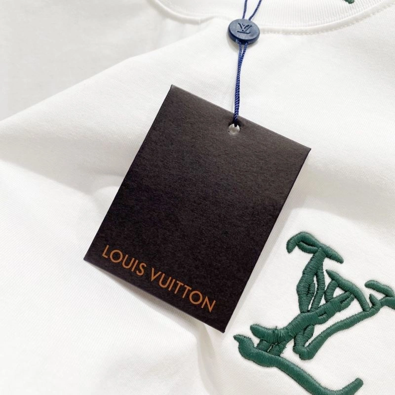 Precise copy Louis Vuitton T-Shirts