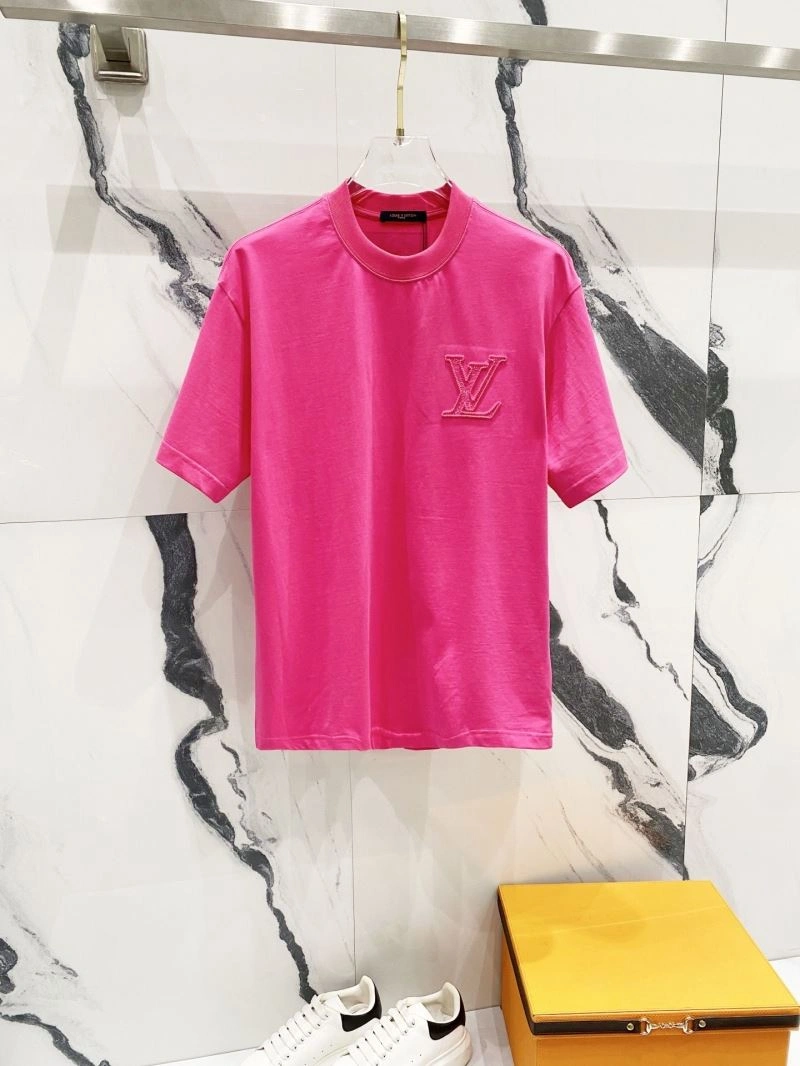 Precise copy Louis Vuitton T-Shirts