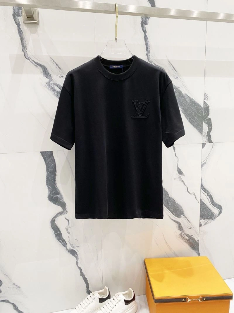 Precise copy Louis Vuitton T-Shirts
