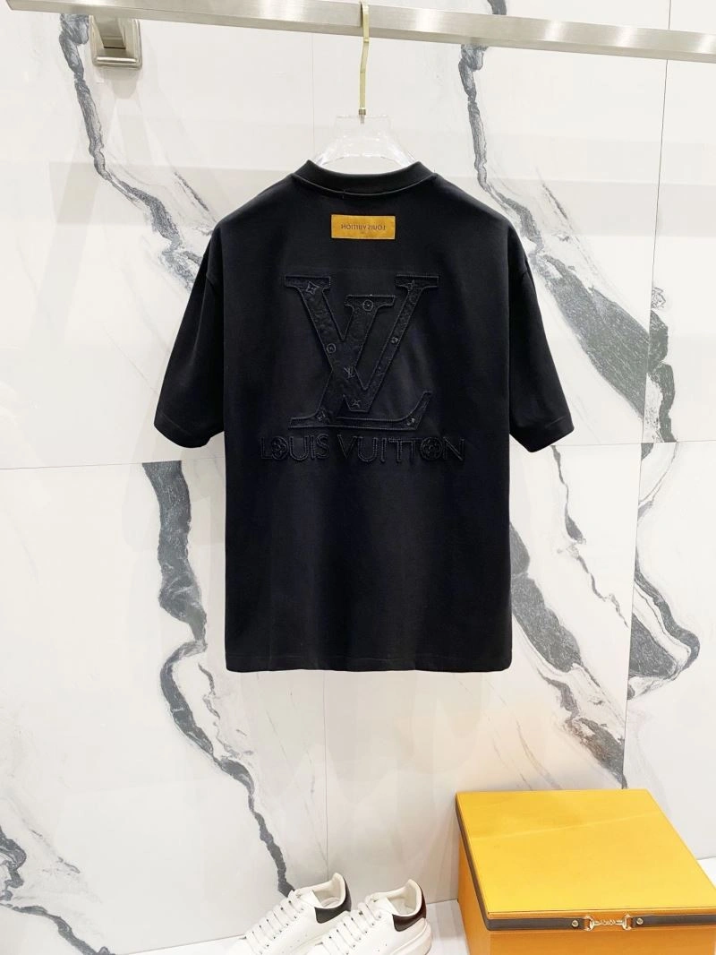 Precise copy Louis Vuitton T-Shirts
