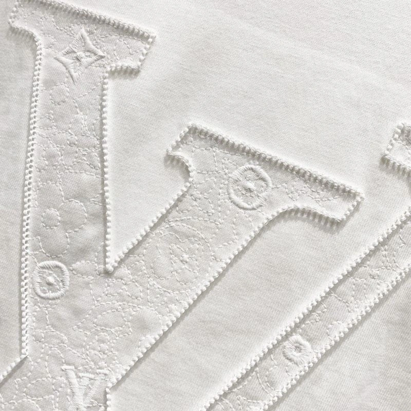 Precise copy Louis Vuitton T-Shirts