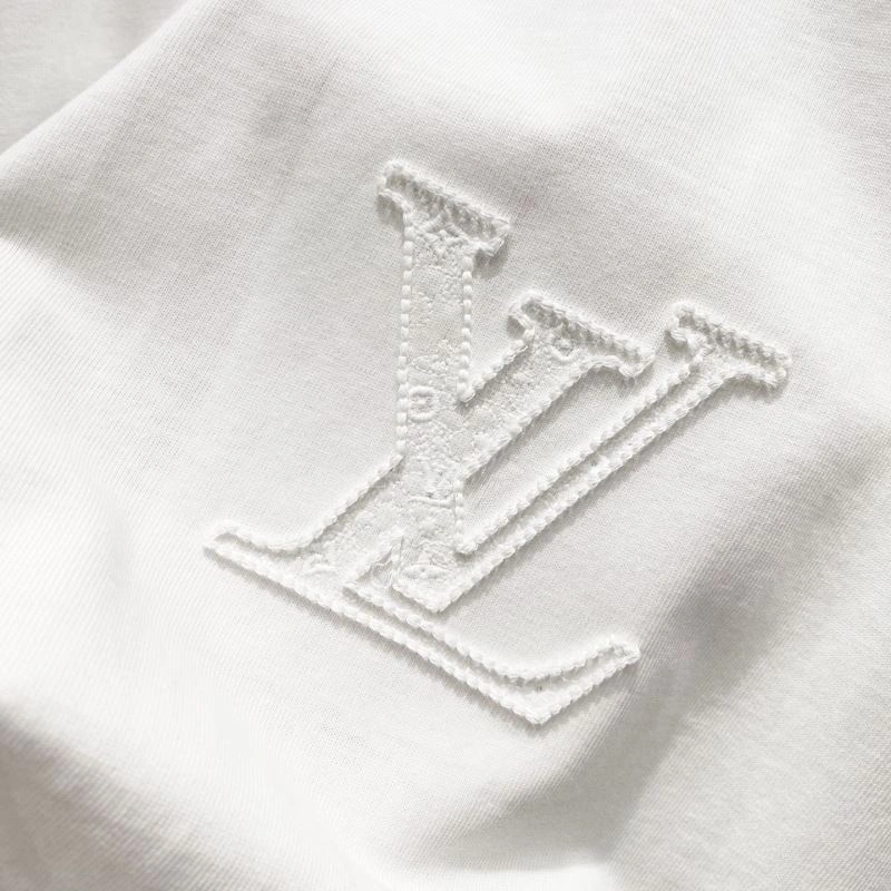 Precise copy Louis Vuitton T-Shirts
