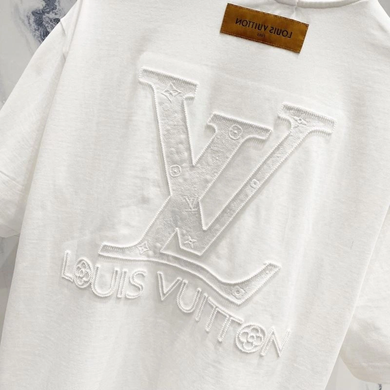 Precise copy Louis Vuitton T-Shirts