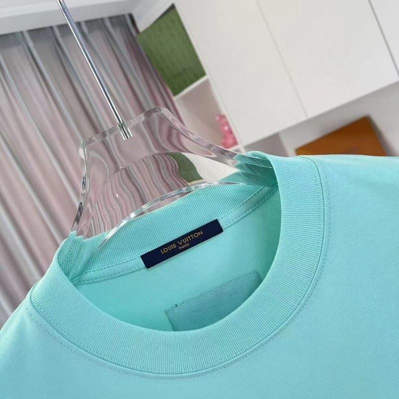 Factory-made Louis Vuitton T-Shirts