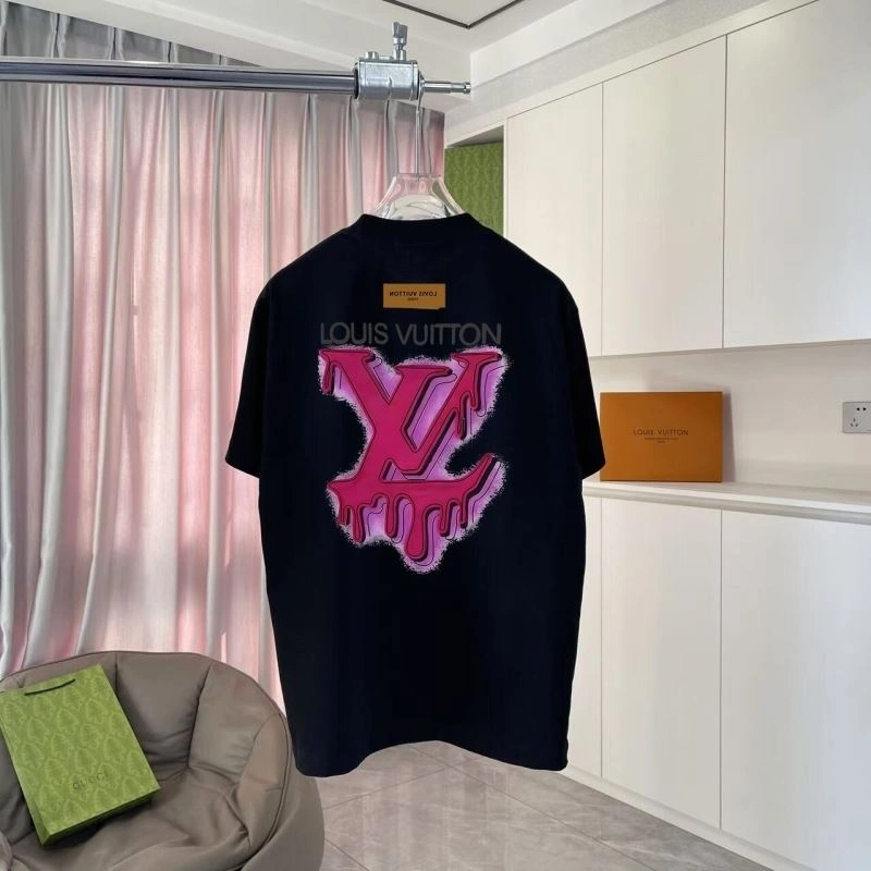 Cut-rate Louis Vuitton T-Shirts