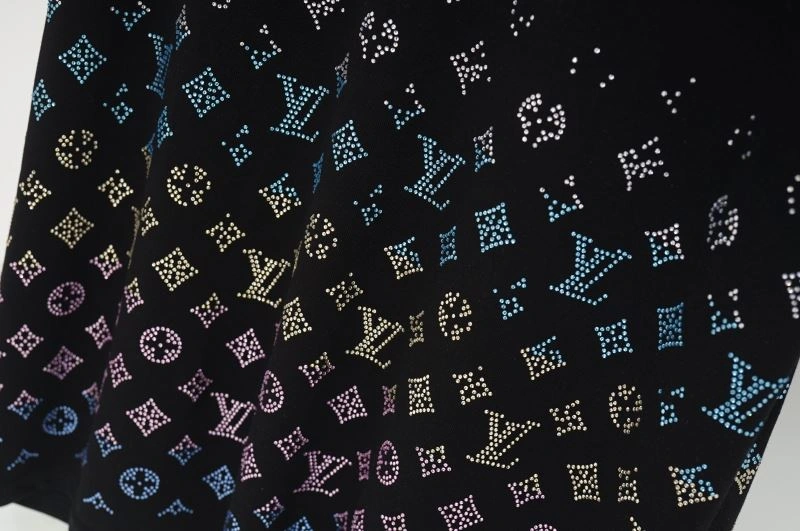 Accurate model Louis Vuitton T-Shirts