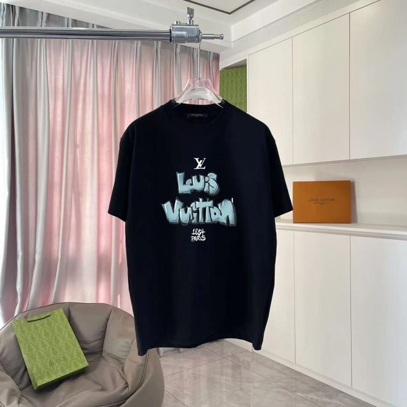 Bargain Louis Vuitton T-Shirts