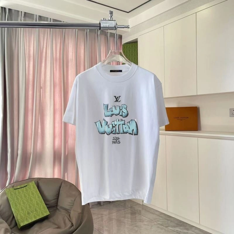 Bargain Louis Vuitton T-Shirts