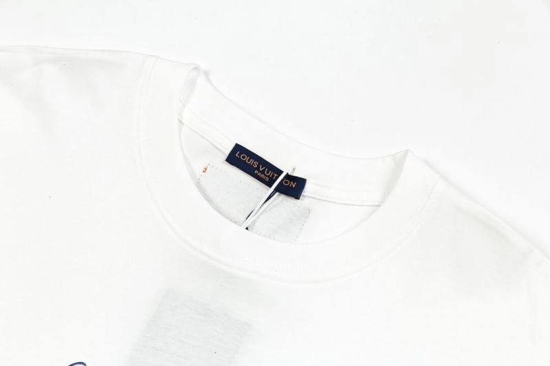 Top mirror Louis Vuitton T-Shirts