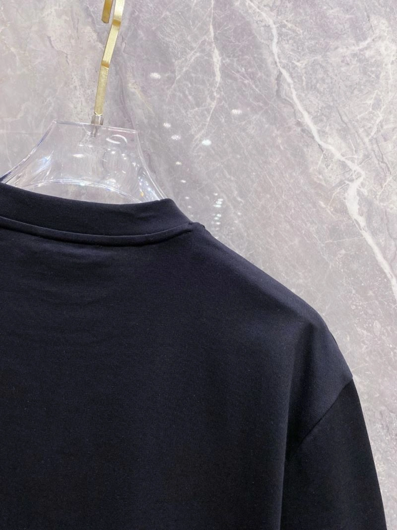 Exact replica Louis Vuitton T-Shirts