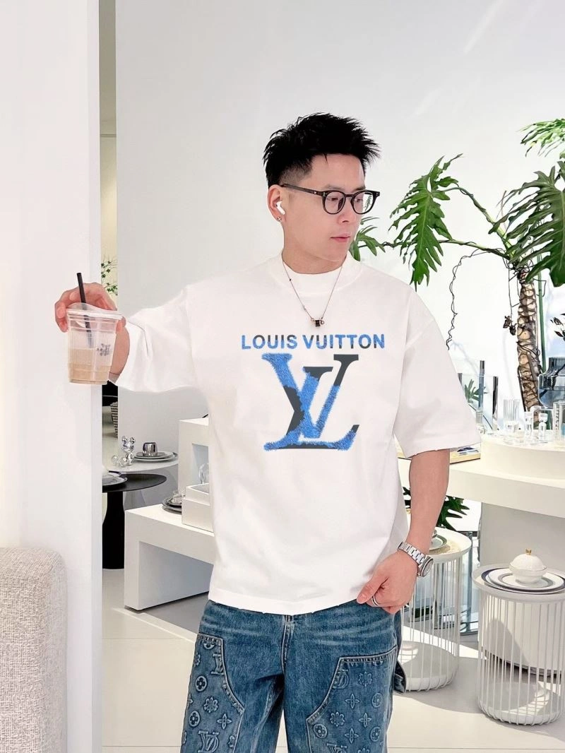 Factory-made Louis Vuitton T-Shirts