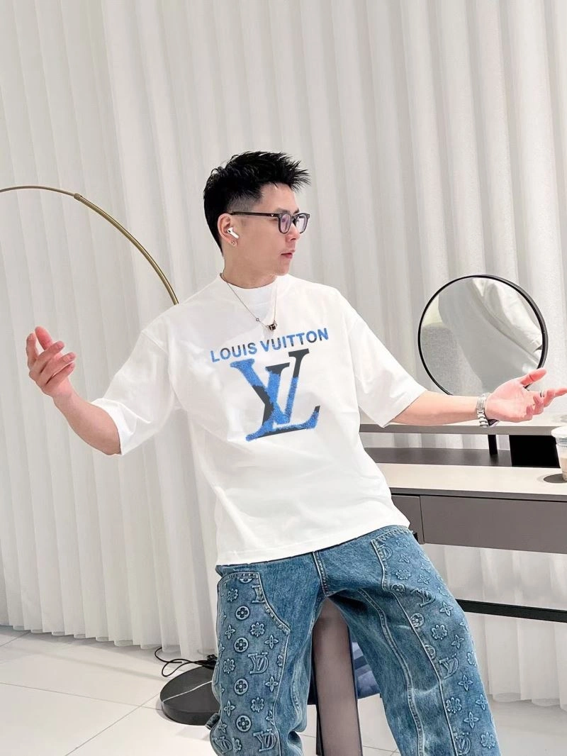 Factory-made Louis Vuitton T-Shirts