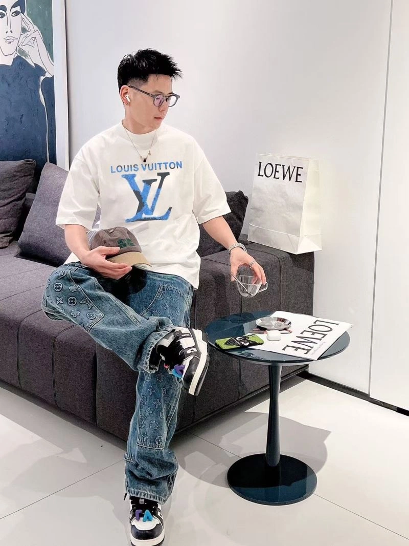 Factory-made Louis Vuitton T-Shirts