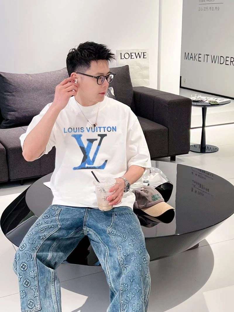 Factory-made Louis Vuitton T-Shirts
