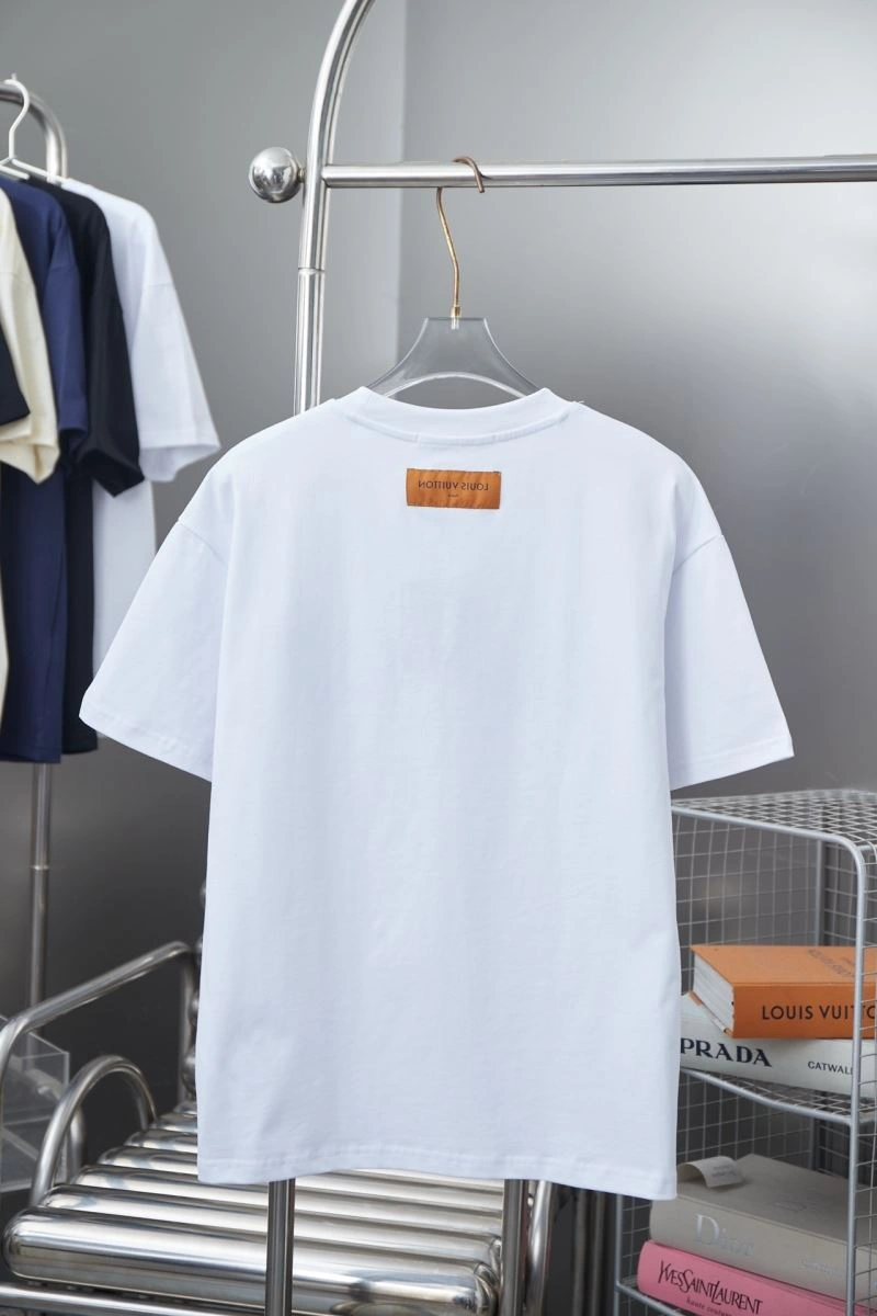 Indistinguishable Louis Vuitton T-Shirts