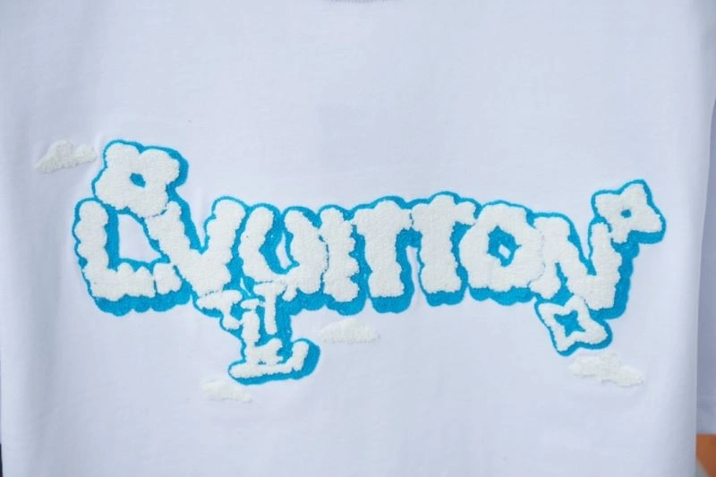 Indistinguishable Louis Vuitton T-Shirts