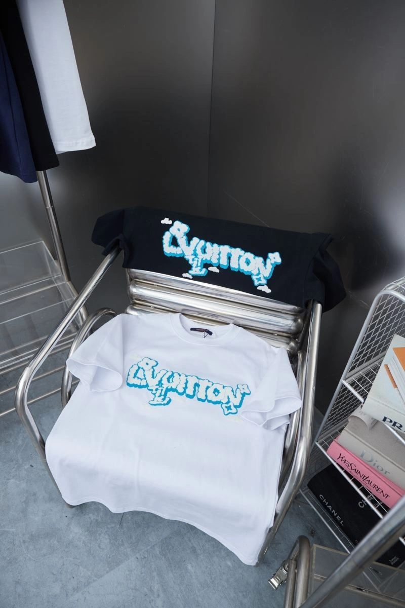 Indistinguishable Louis Vuitton T-Shirts
