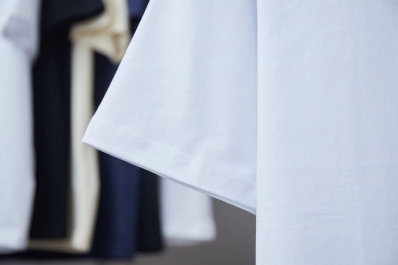 Low-cost Louis Vuitton T-Shirts
