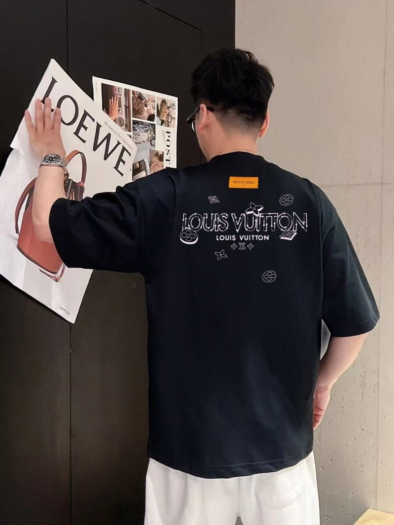 High fidelity Louis Vuitton T-Shirts