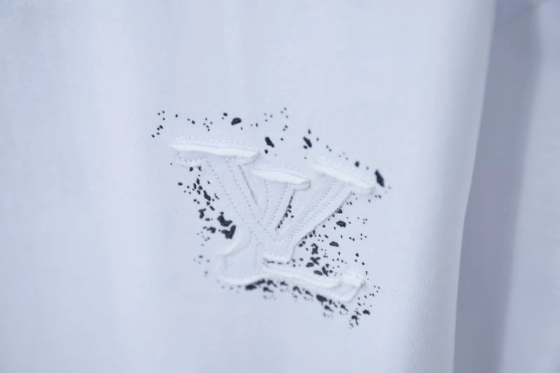 High fidelity Louis Vuitton T-Shirts