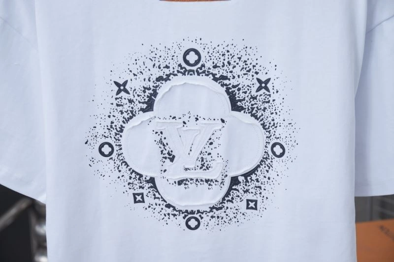 High fidelity Louis Vuitton T-Shirts