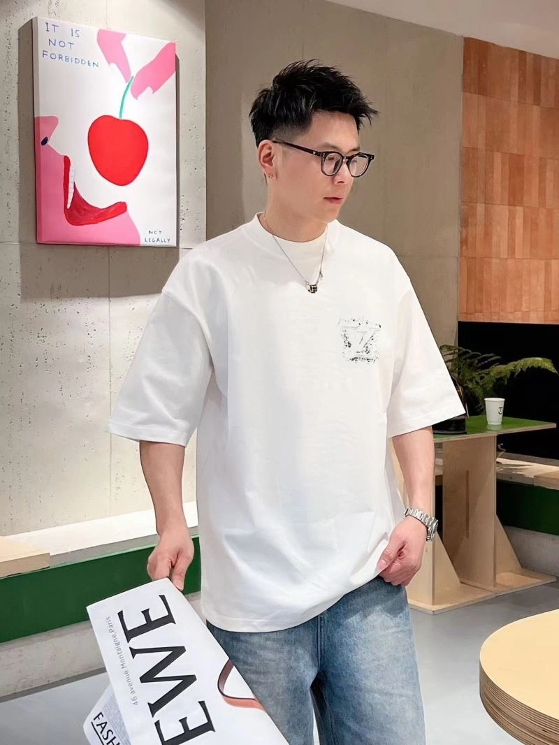 High fidelity Louis Vuitton T-Shirts