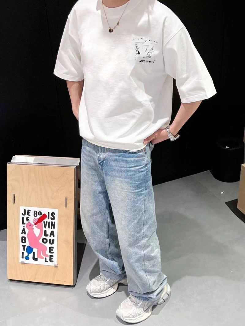 High fidelity Louis Vuitton T-Shirts