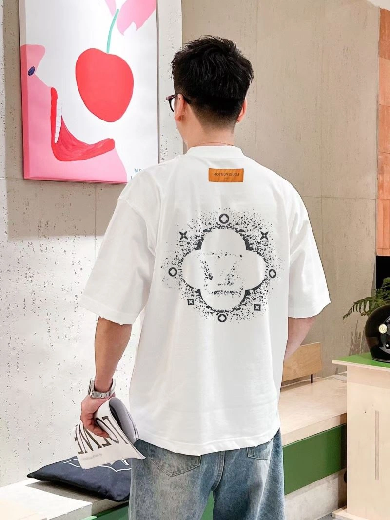 High fidelity Louis Vuitton T-Shirts