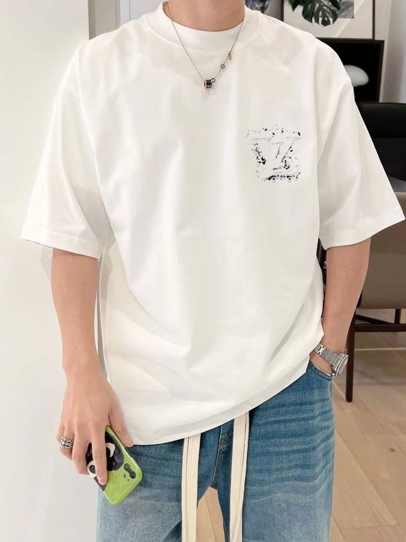 High fidelity Louis Vuitton T-Shirts