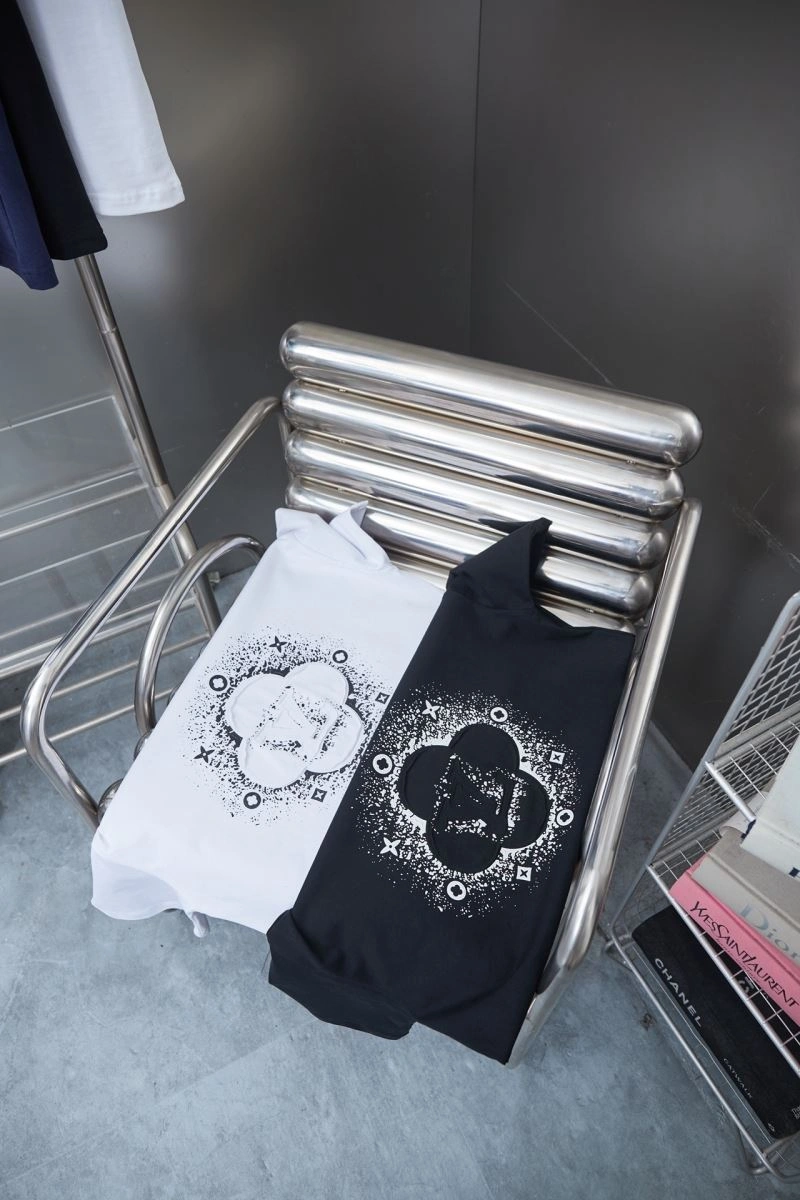 High fidelity Louis Vuitton T-Shirts