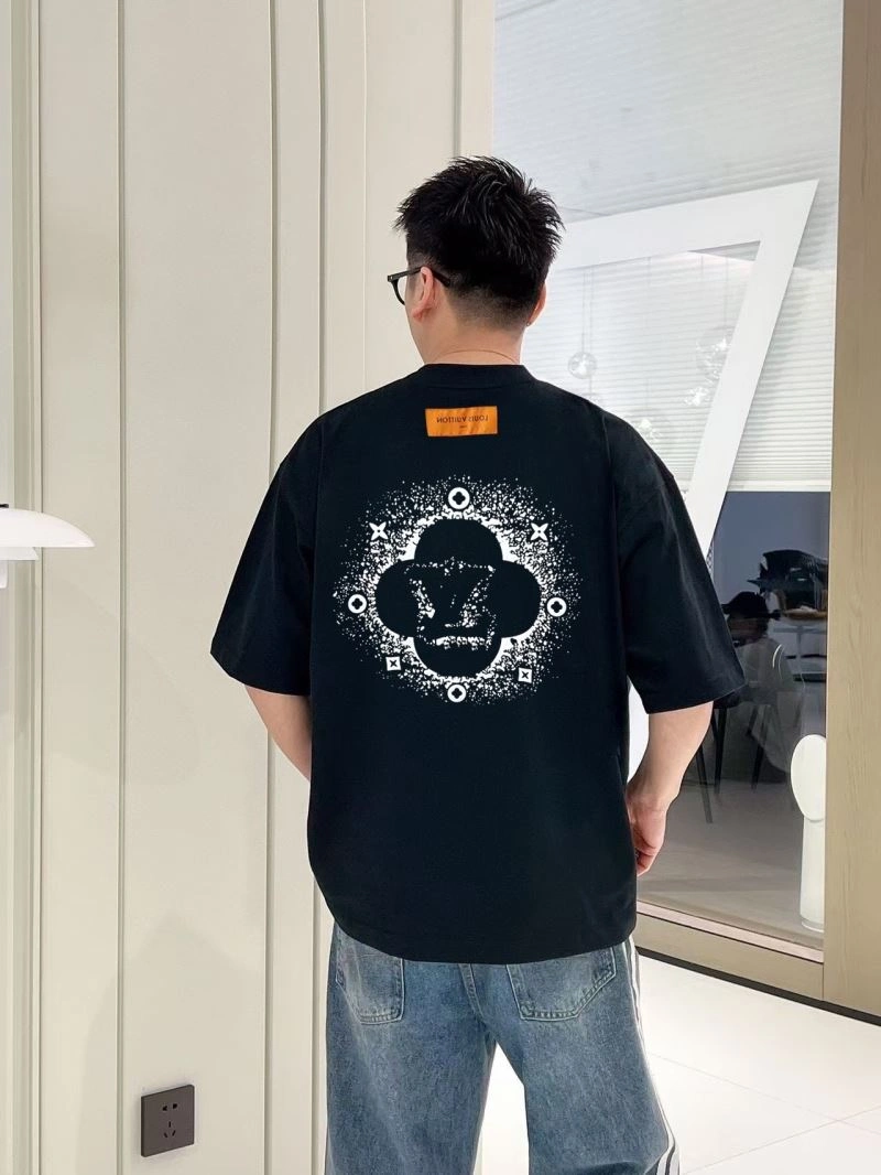 High fidelity Louis Vuitton T-Shirts