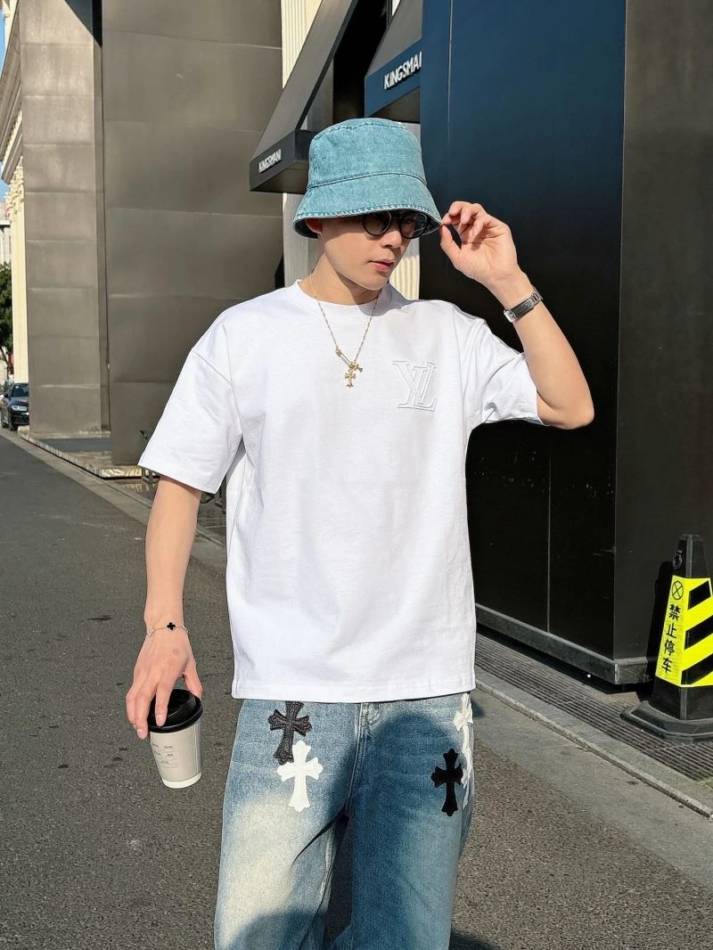 Exact replica Louis Vuitton T-Shirts