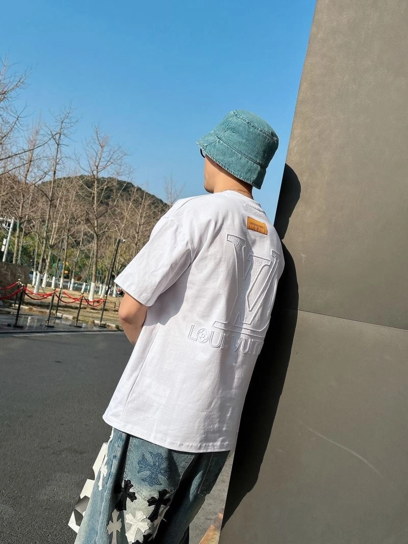 Exact replica Louis Vuitton T-Shirts