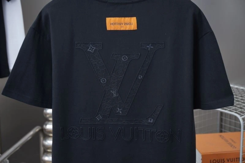 Perfect replica Louis Vuitton T-Shirts
