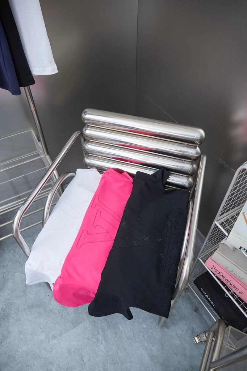 Perfect replica Louis Vuitton T-Shirts