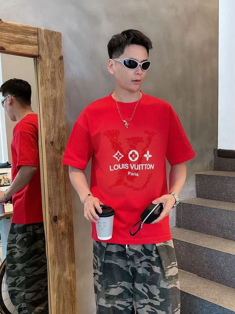 Cut-rate Louis Vuitton T-Shirts