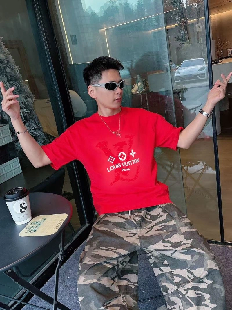 Cut-rate Louis Vuitton T-Shirts