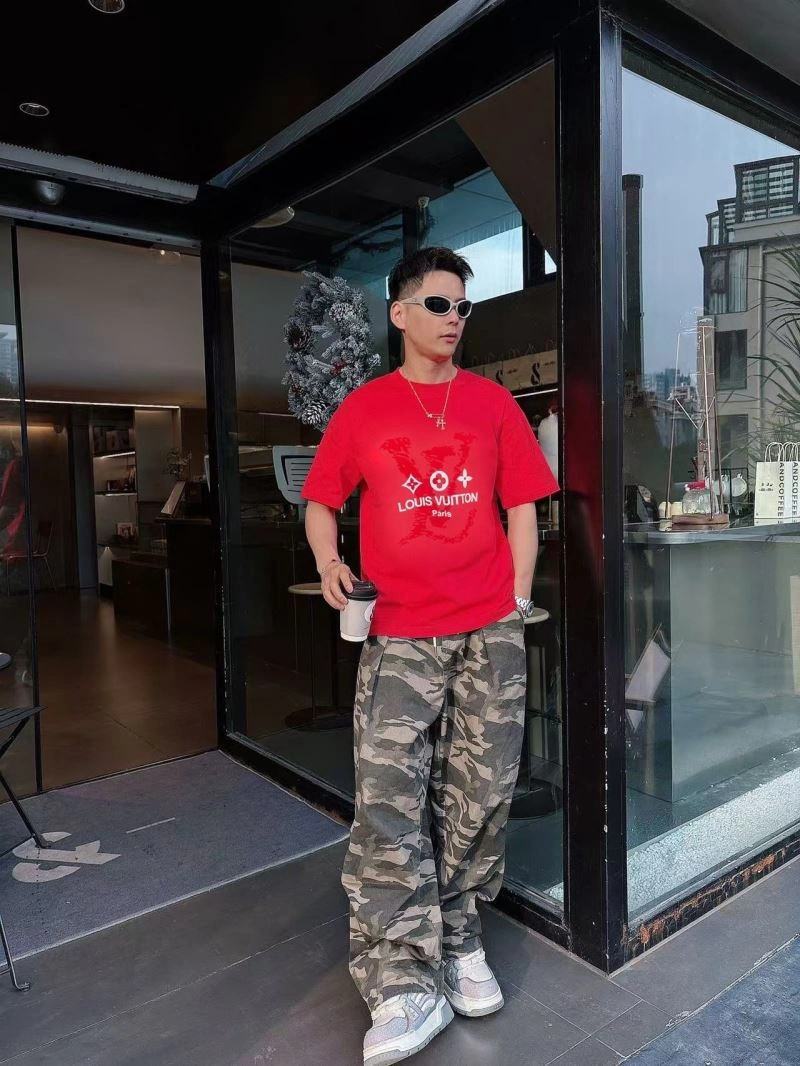 Cut-rate Louis Vuitton T-Shirts