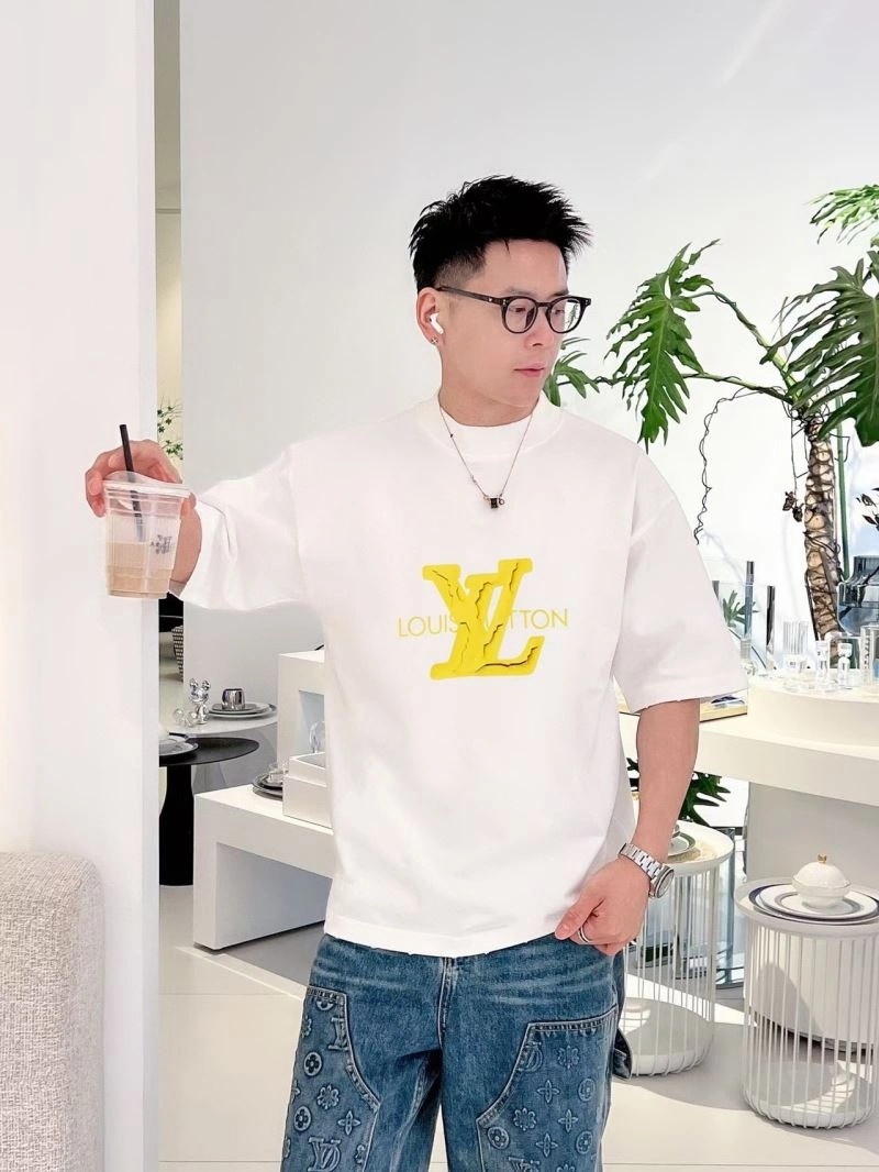 Inexpensive Louis Vuitton T-Shirts