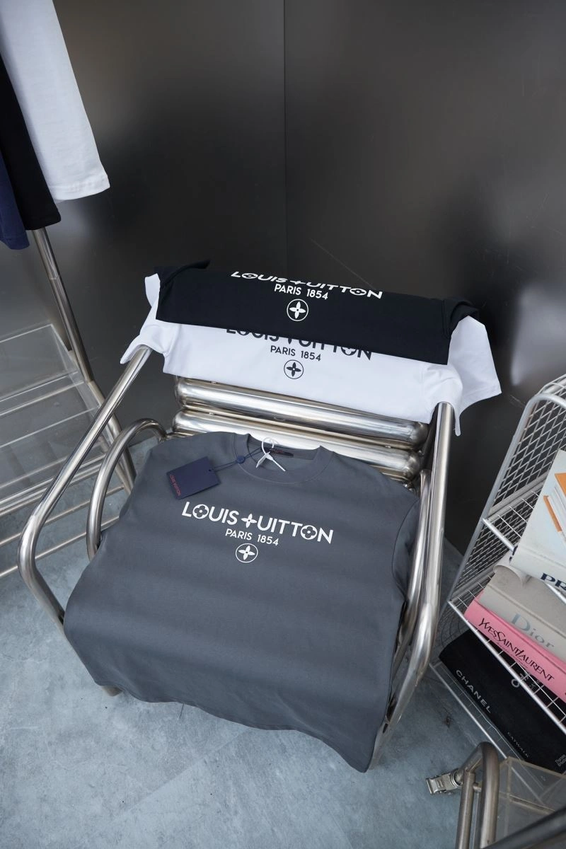 Economical Louis Vuitton T-Shirts