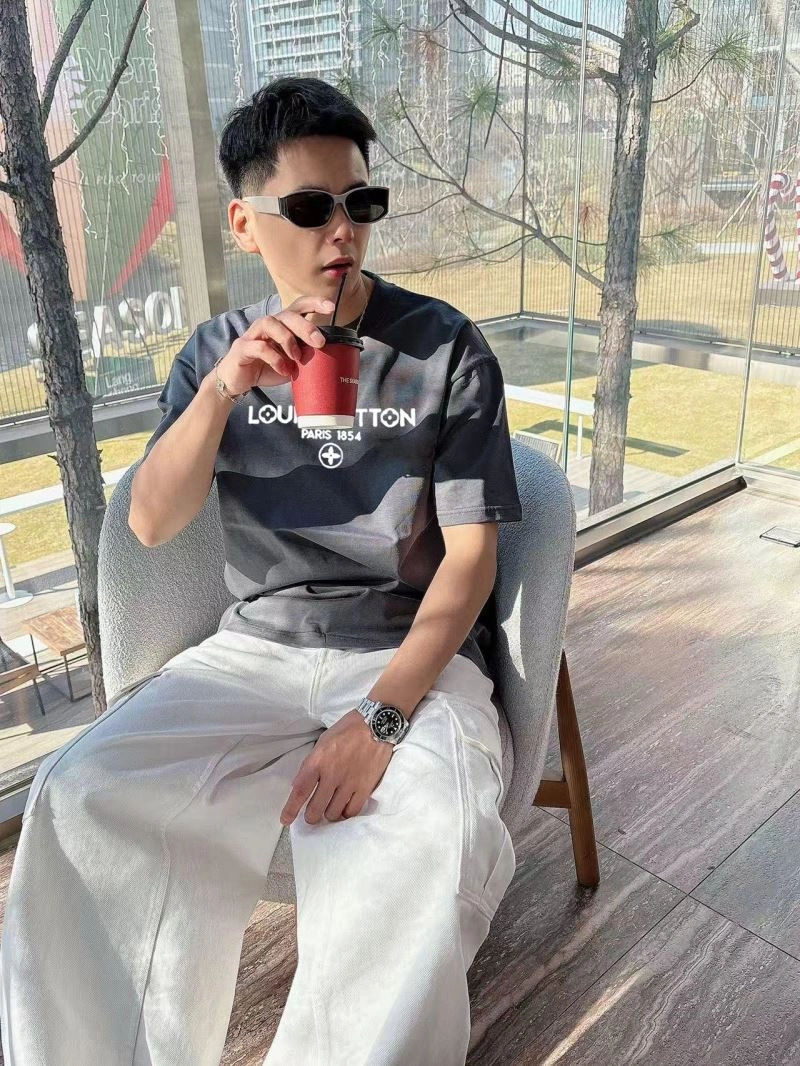 Economical Louis Vuitton T-Shirts