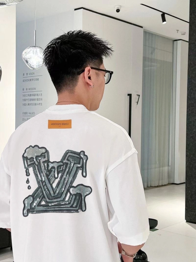 Inexpensive Louis Vuitton T-Shirts