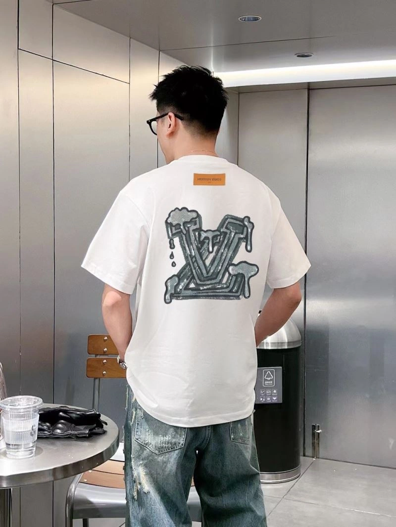 Inexpensive Louis Vuitton T-Shirts