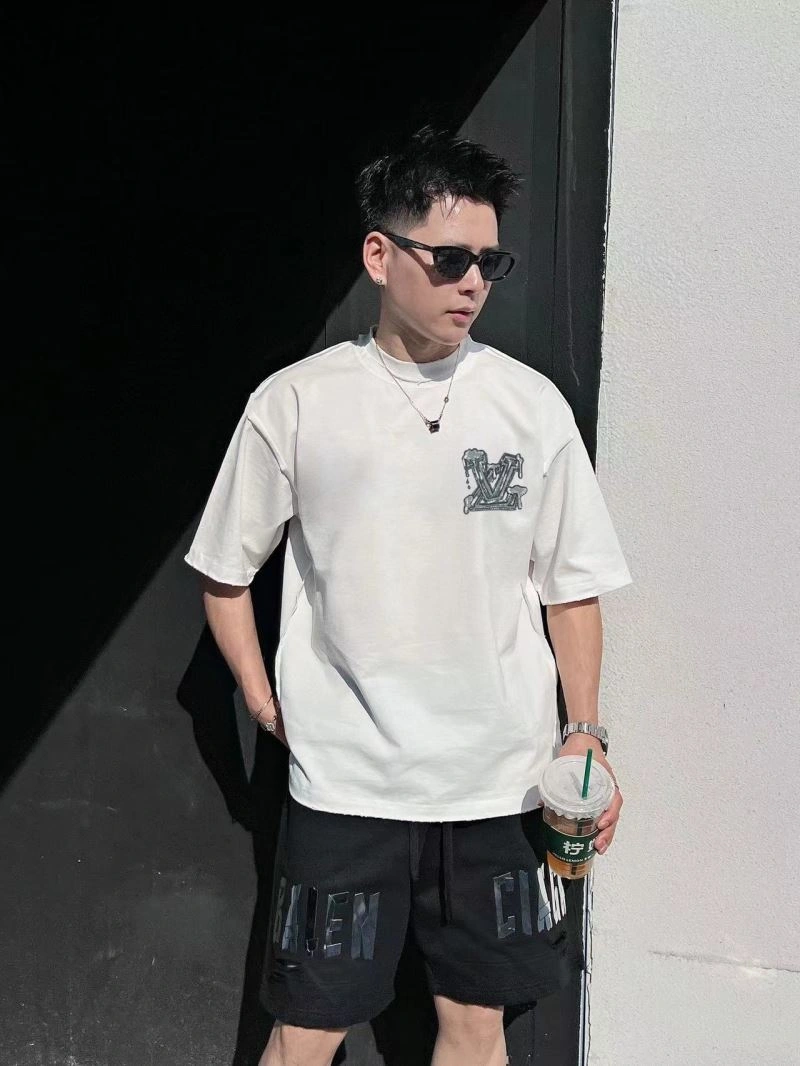 Inexpensive Louis Vuitton T-Shirts