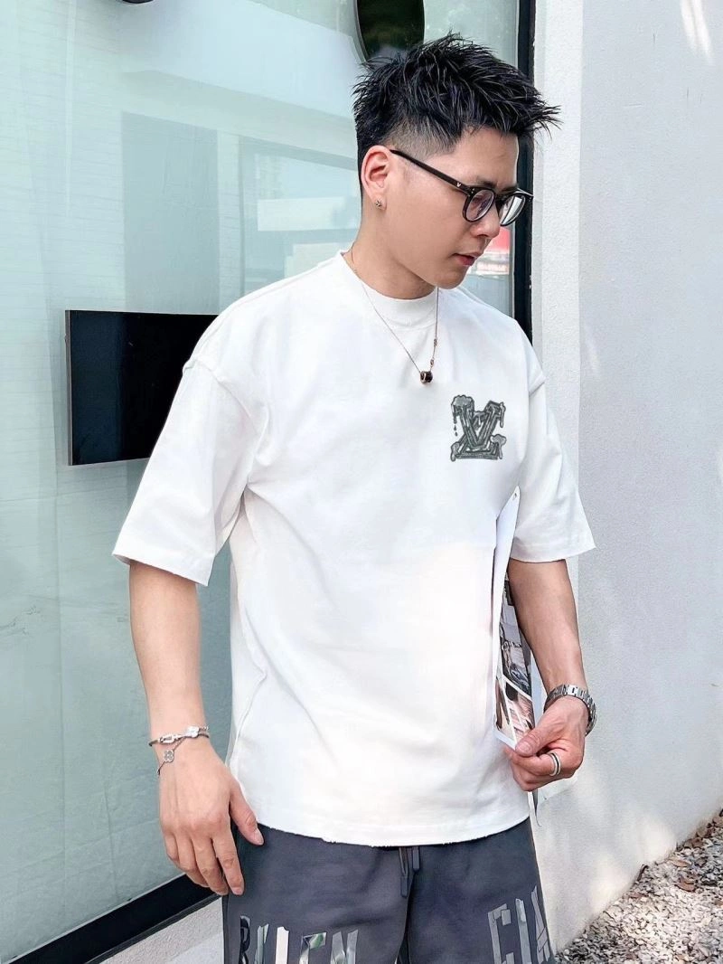 Inexpensive Louis Vuitton T-Shirts